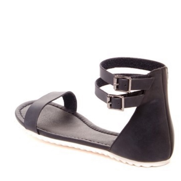 Nordstrom | Shoes | Black Open Toe Closed Back Single Strap Sandals ...